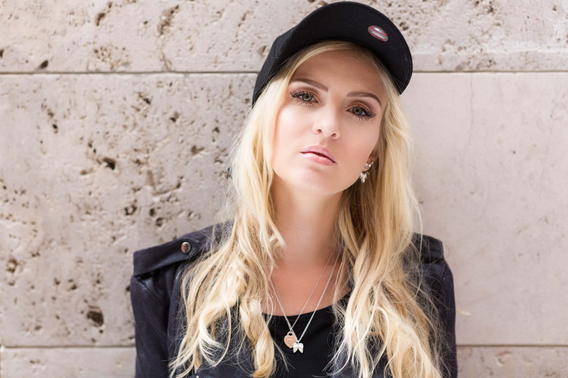 MUNICH STREET STYLE & DIE SACHE MIT DER ZEIT - Katefully