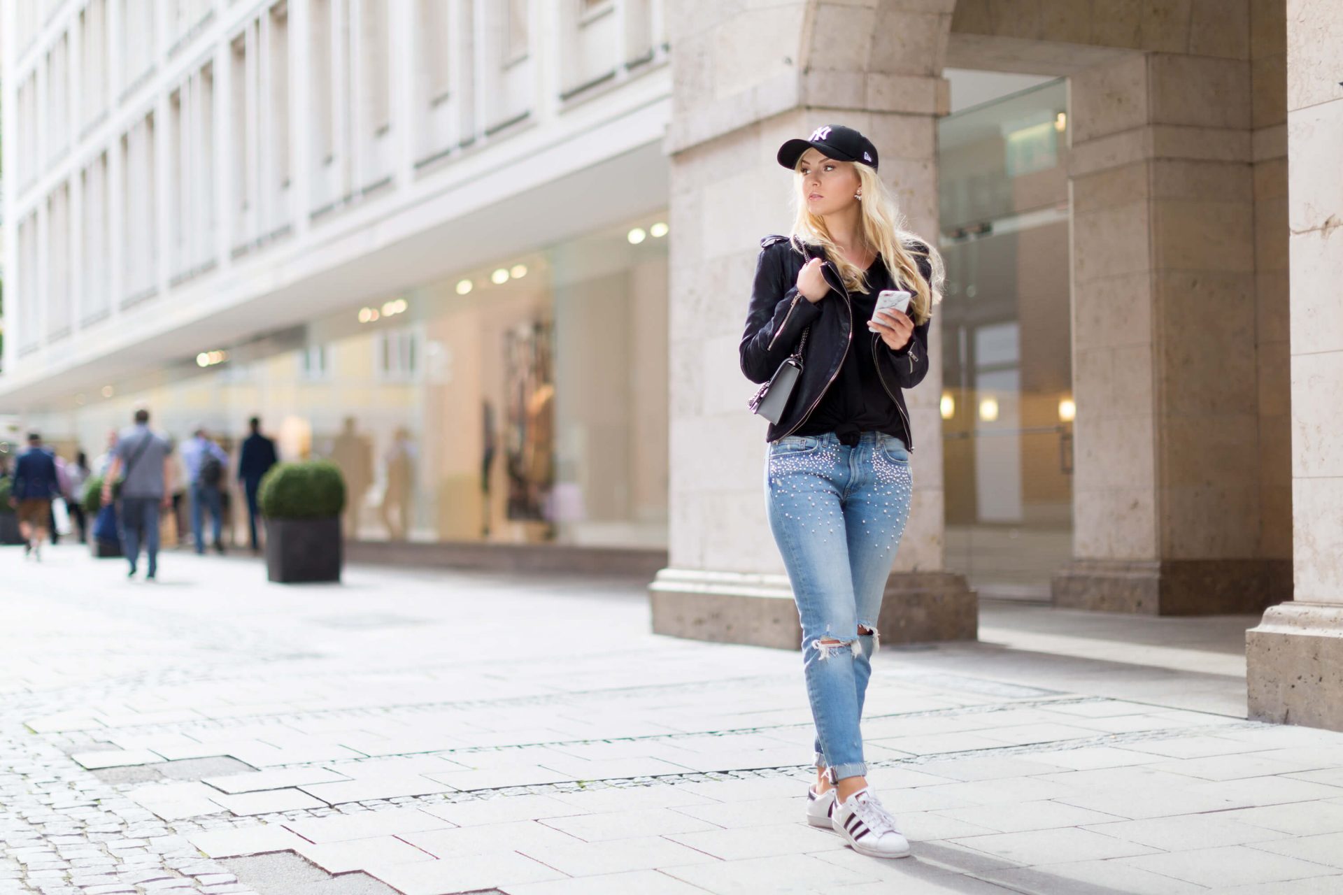 MUNICH STREET STYLE & DIE SACHE MIT DER ZEIT - Katefully